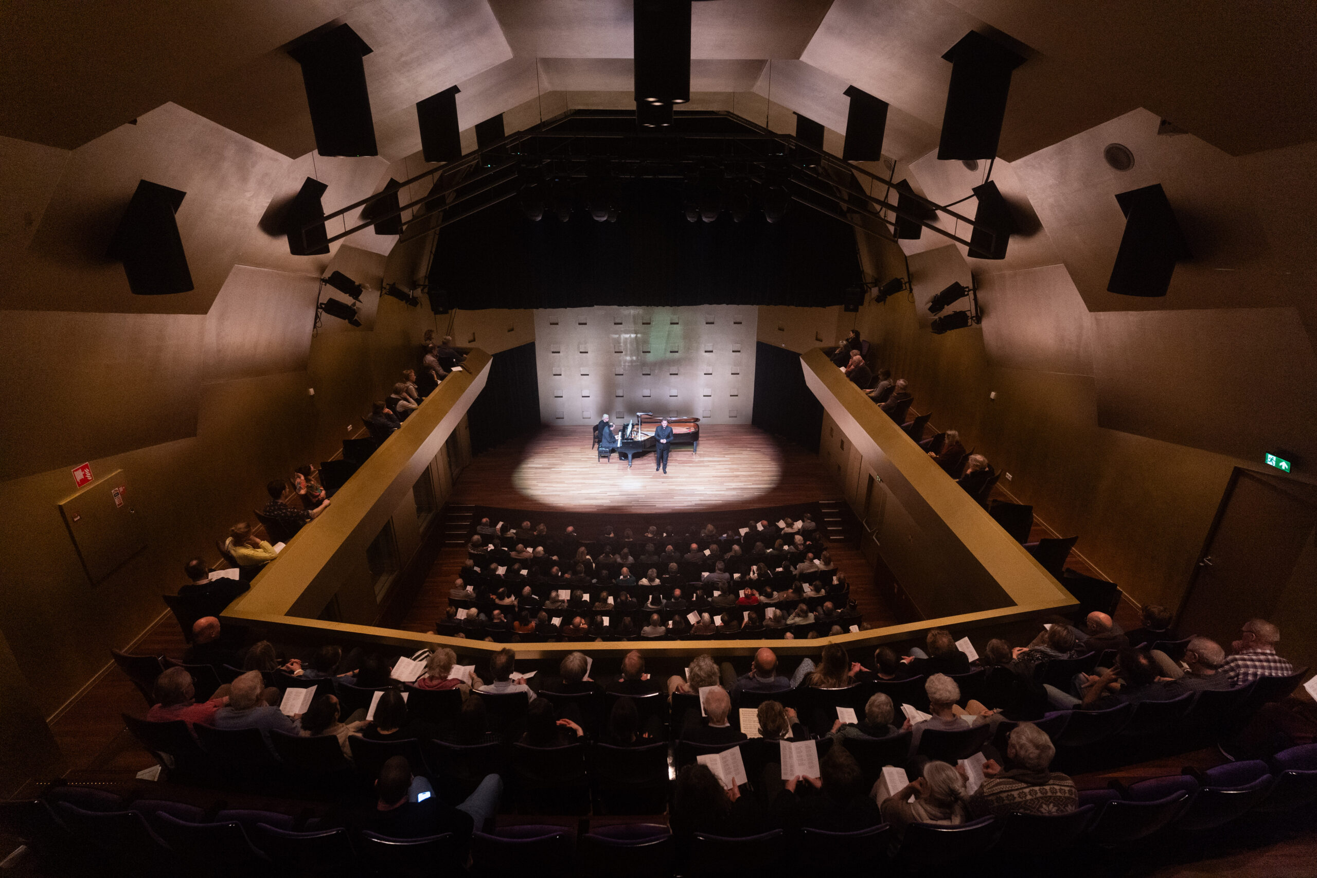 Thomas Oliemans & Paolo Giacometti - Schwanengesang - Leidse Schouwburg ...